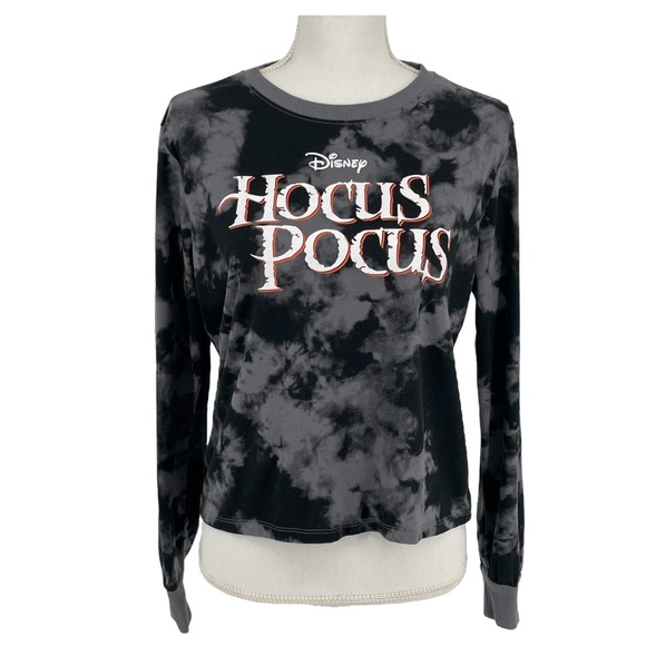 Disney | Tops | Disney Hocus Pocus Cropped Long Sleeve Tee | Poshmark
